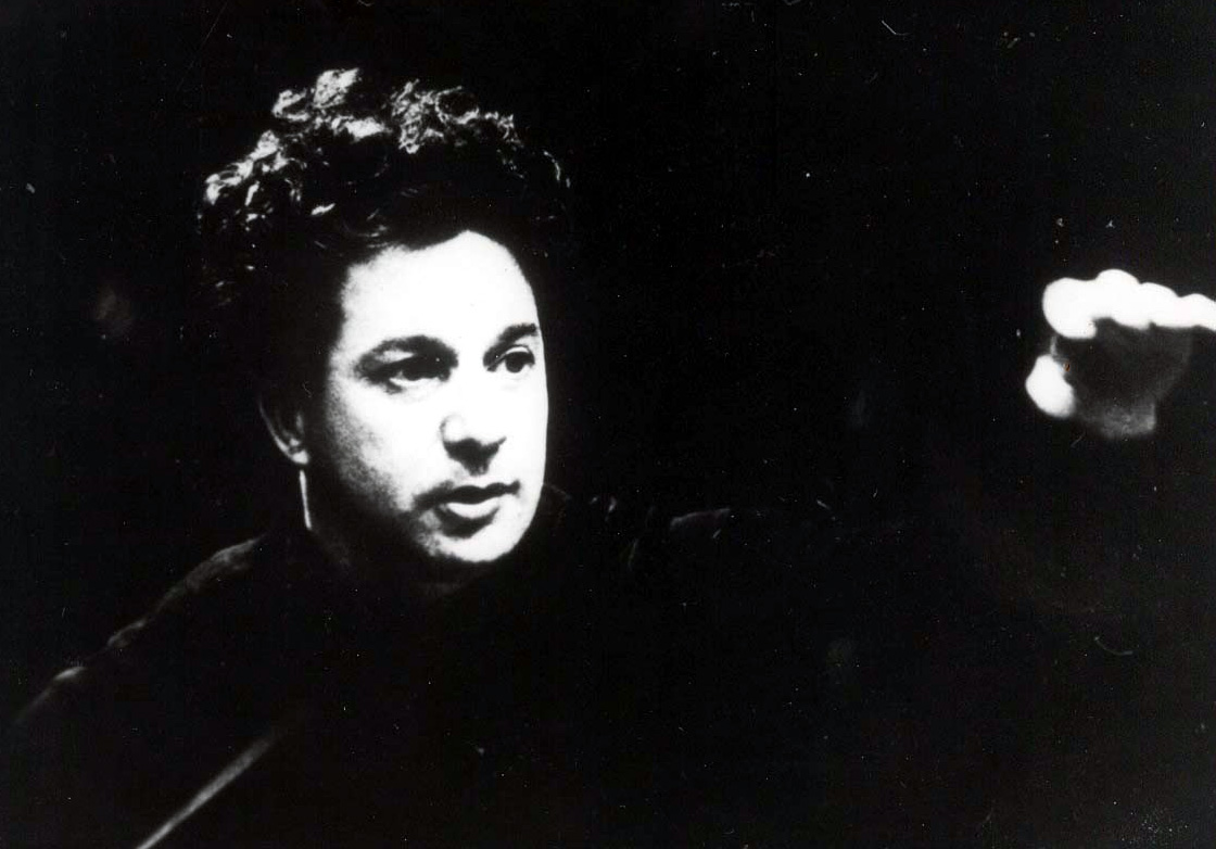Biography – Yuri Ahronovitch